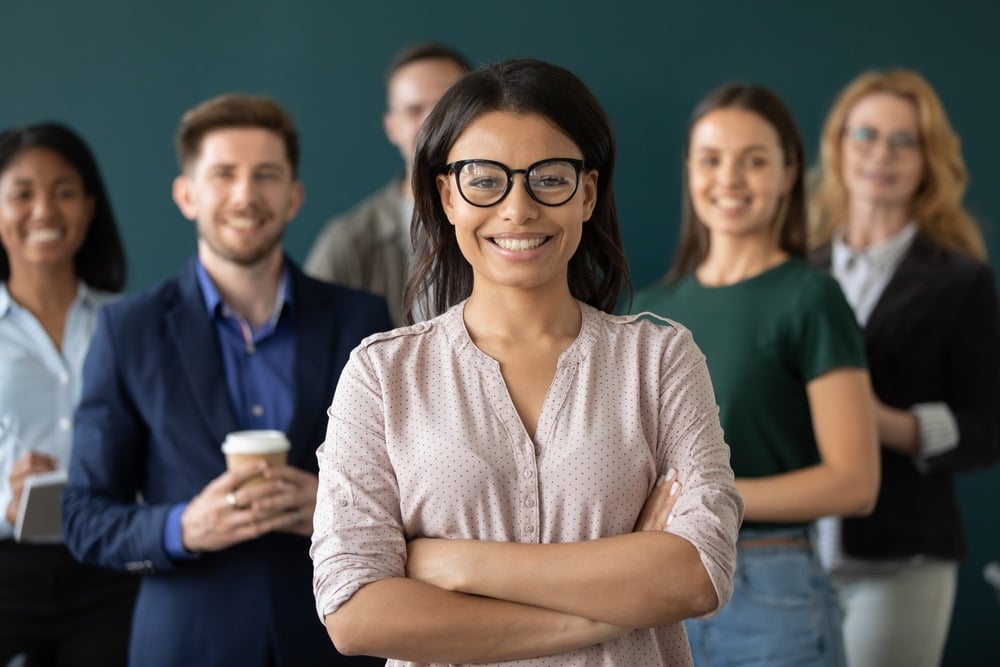 An Active Look at Recruiting Passive Candidates